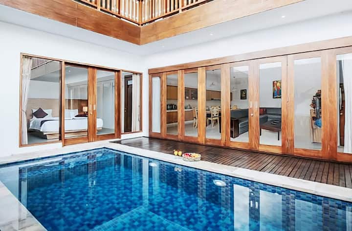 Mimi D. Sunset Kuta Villa - Private Pool - Bali