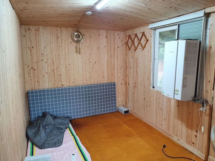 황토방 (2~3인실) 온돌 - Incheon