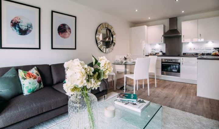 2 Bedrooms Flat - Liverpool