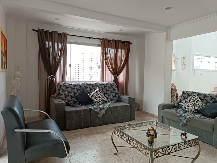 Duplex Praia Grande Piscina Garagem Churrasqueira - São Vicente