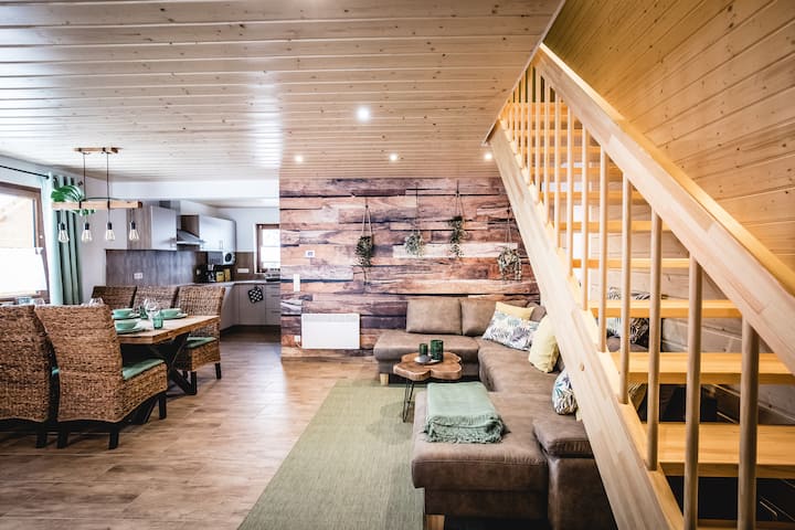 84 M² Ferienhaus ∙ 2 Schlafzimmer ∙ 6 Gäste - Elbingerode (Harz)
