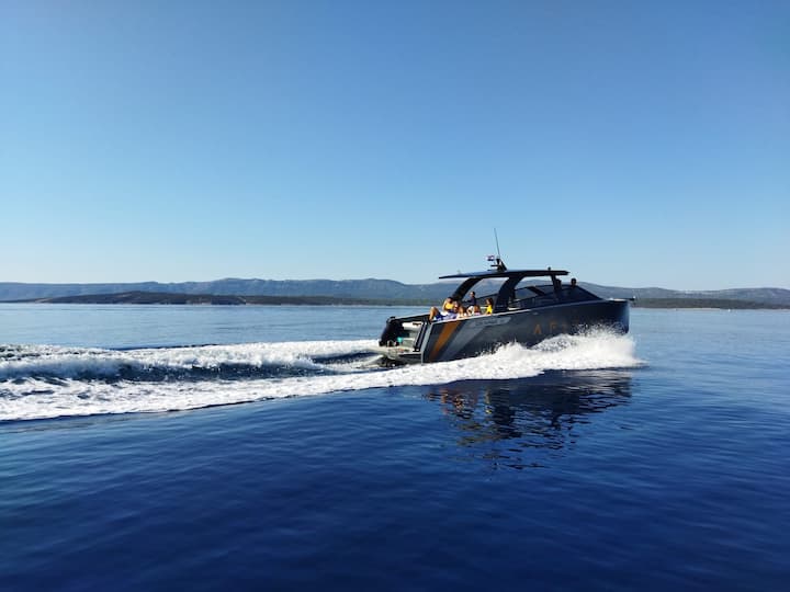 Luxury Speedboat Colnago 35 - Private Excursions - Hvar
