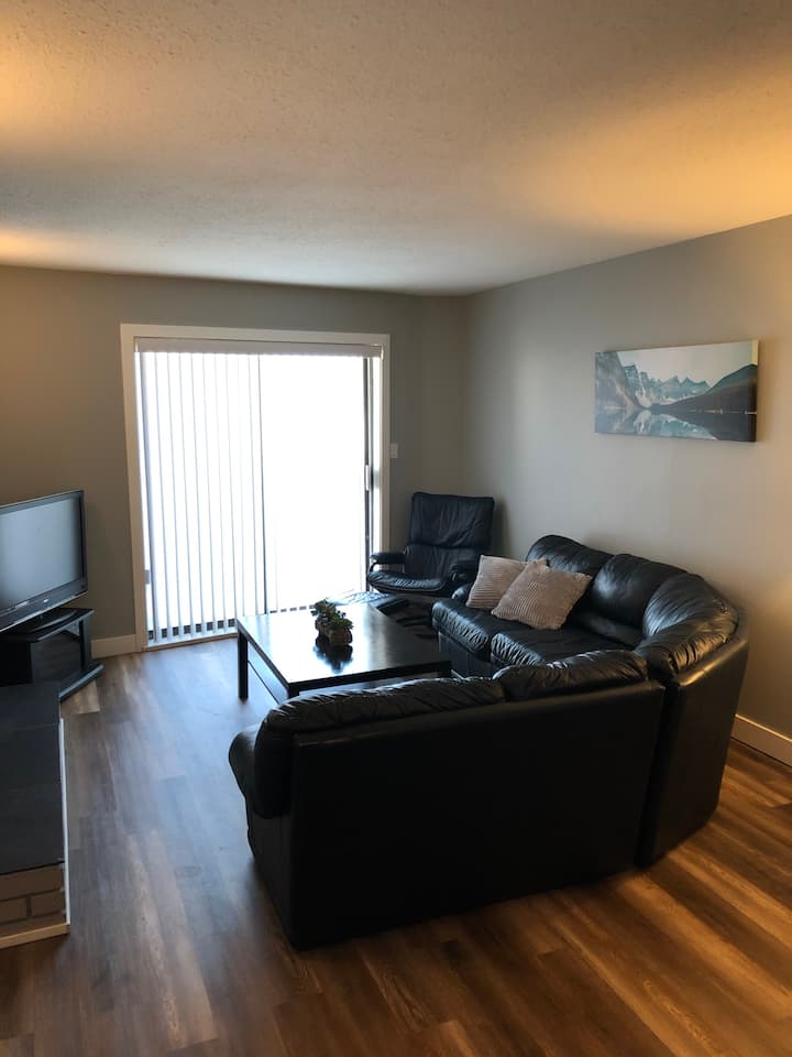 Downtown For Crews Or Outdoor Adventurers! - Squamish