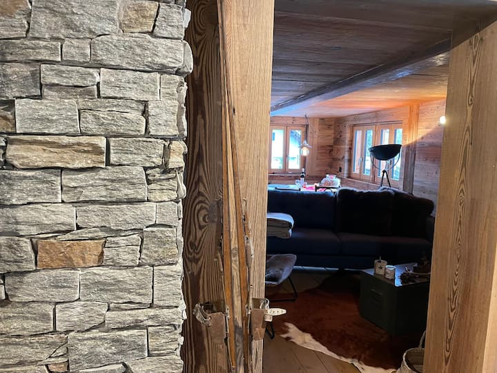 Chalet Geimen: Style Nostalgique Et Moderne! - Belalp