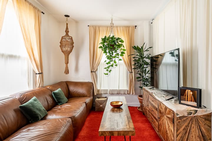 Zen Studio Apartment Near Downtown - Fort Worth, TX