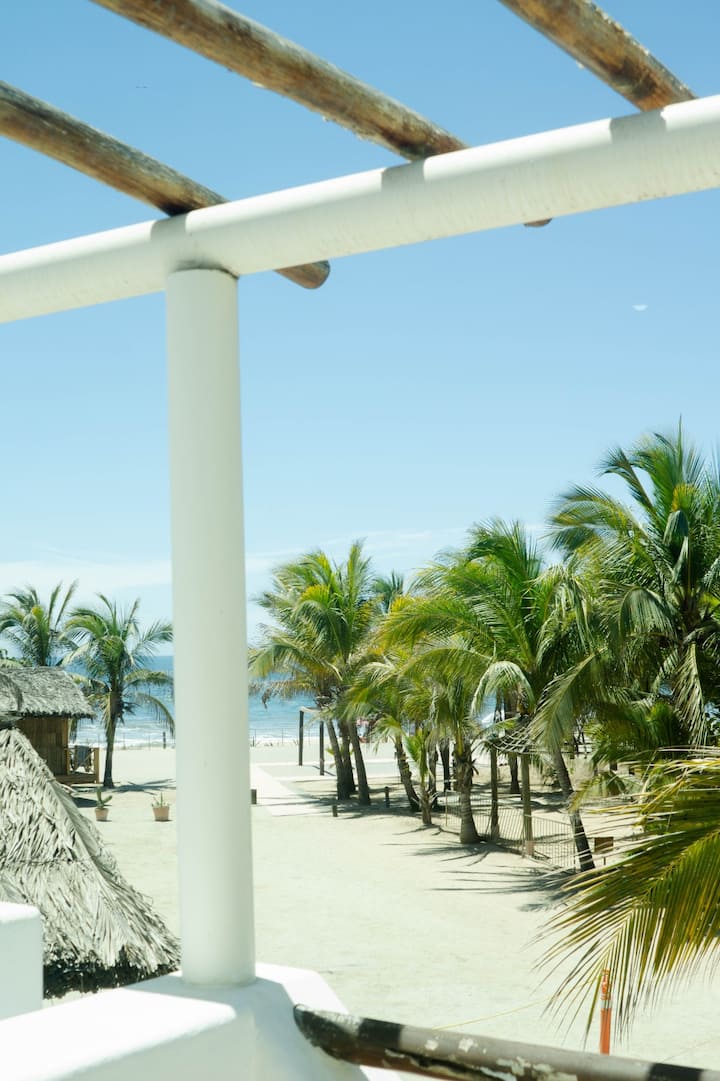 Bonito Departamento Enfrente Del Mar - Baraka Bc - Mazatlán