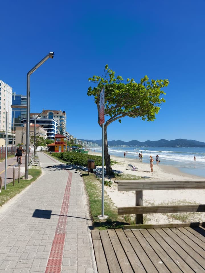 Apartamento A 50m Do Mar Em Meia Praia - Itapema - Itapema