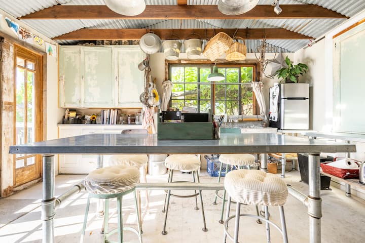 Monterey Bay Tuscan-style Art Studio - Watsonville, CA