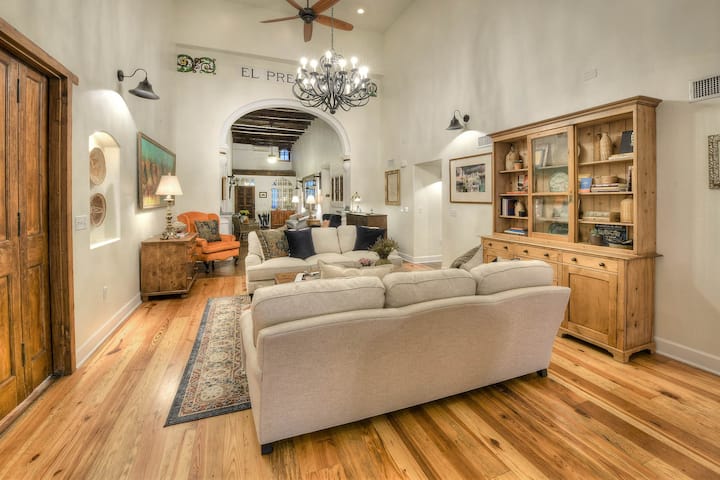 Charming 7-bedroom Boutique Inn In Downtown Tucson - Tucson