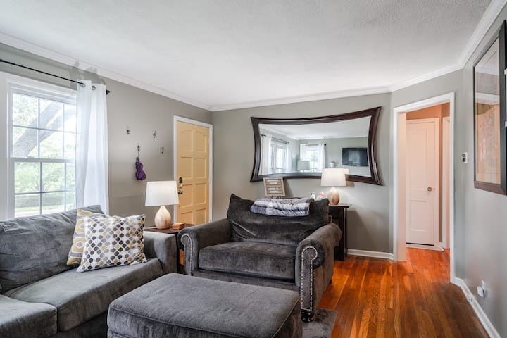 3bd/walk To Downtown Overland Park District - Overland Park, KS