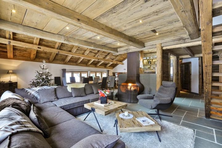 Superbe Chalet Familial Avec Piscine, Jacuzzi Et Sauna - Courmayeur