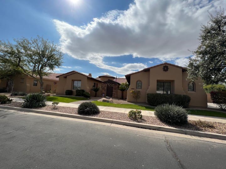 Private Casita - Gated Community - Goodyear, AZ
