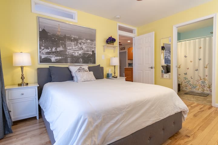 Suite D'oiseaux, Fast Wifi! Near Golf, Concerts - Chesapeake, VA