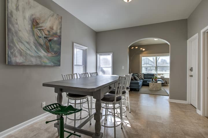 Midtown Co-living 4br Home/pet - Omaha, NE