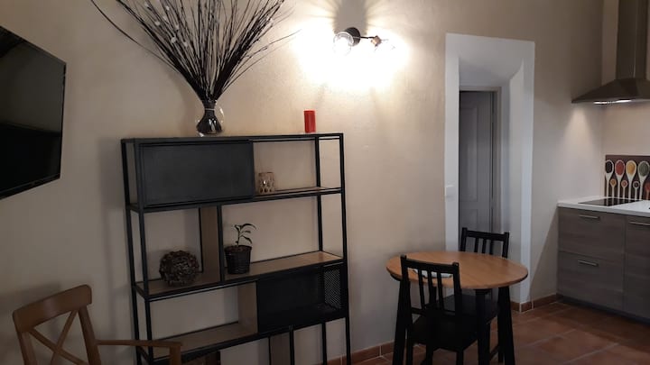 Studio Typique En Campagne - Salon-de-Provence