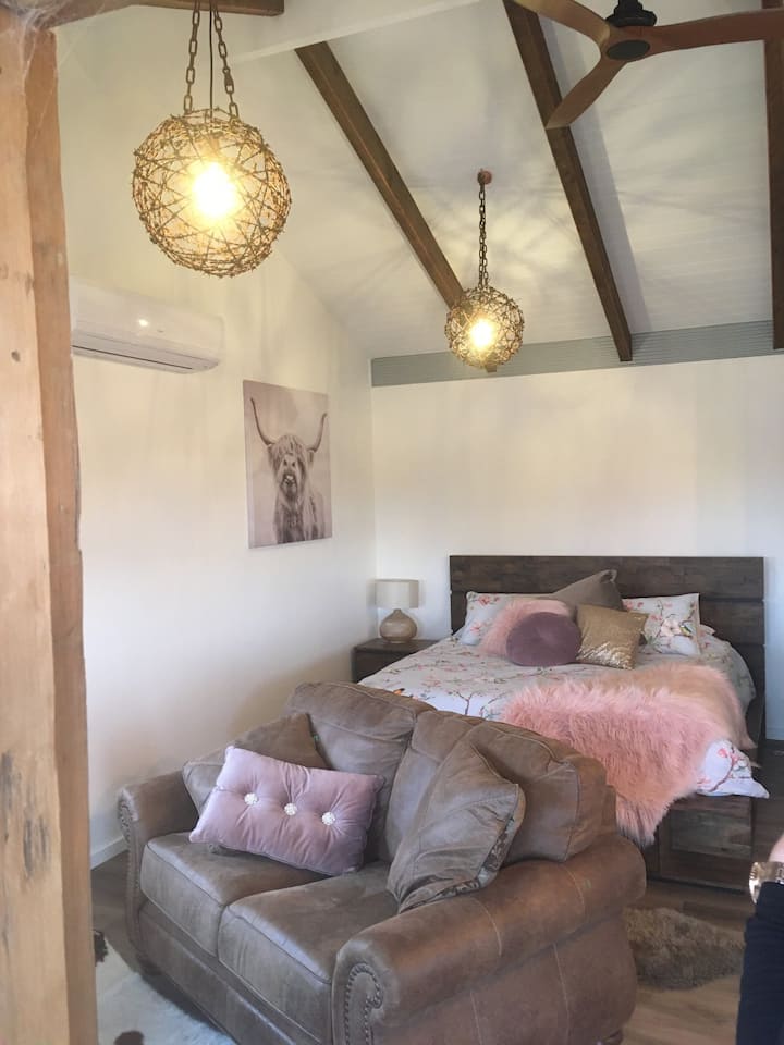 Nesting Box Luxury Cabin - Blyth