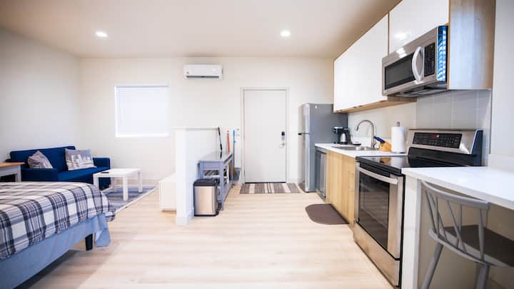 Charming Studio Guesthouse, Ideal For Oc Getaways - Anaheim, CA