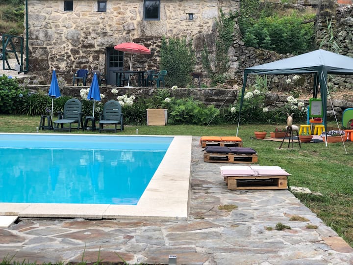 Casas Para Grupos Grandes Com Piscina Privada - Águeda