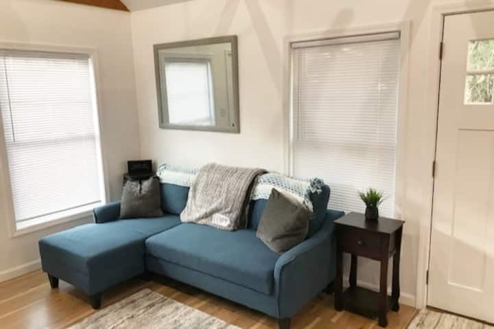 Home In Saratoga Springs - Saratoga Springs, NY