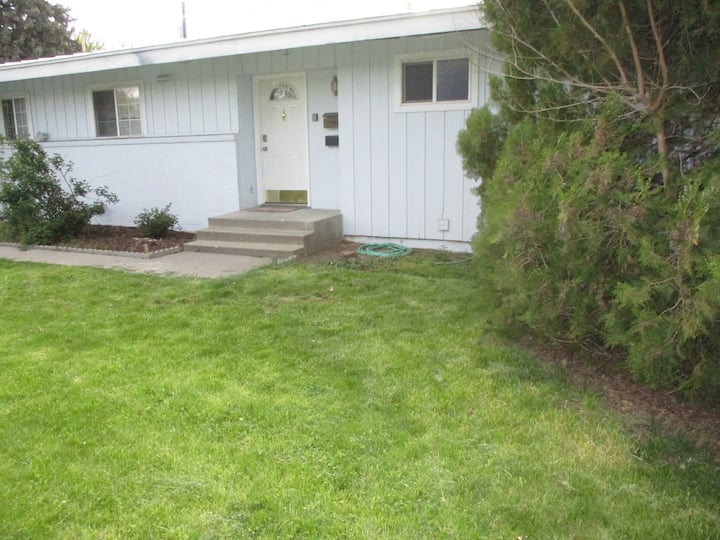 Miller House Home And Office Away From Home - ワナッチー, WA