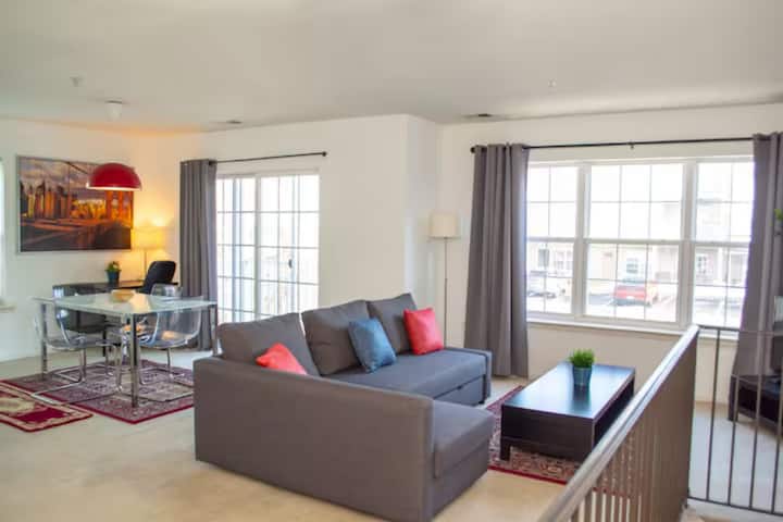 Great For Family 2 Bed 2.5 Bath  Townhome - Sandy Ground - Staten Island NY