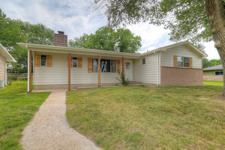 The Greystone- Spacious Home In Se Joplin - 조플린