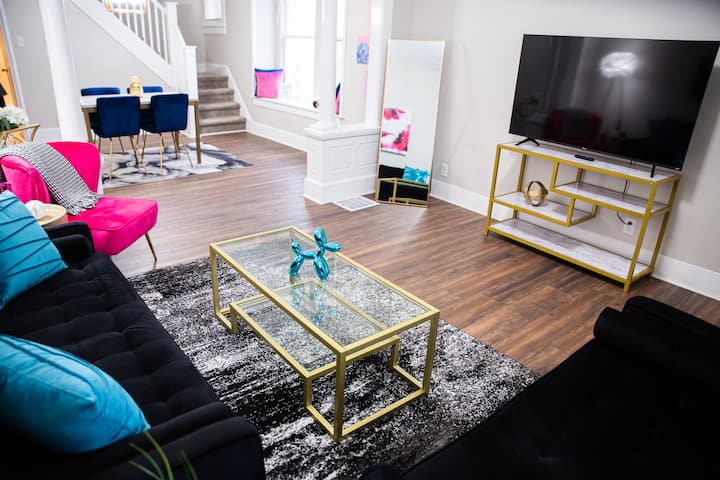 ⭐️Luxe Remodeled 2br W/d Backyard 🚶‍♀️Tofountainsq - Indianapolis, IN