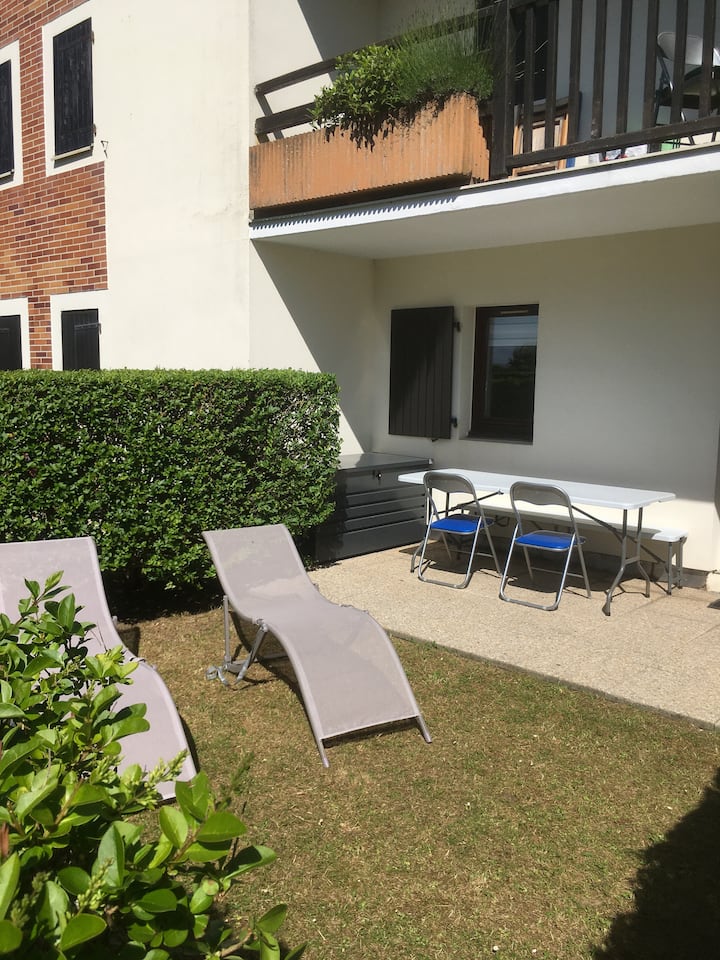 Cabourg - T2 Jardin Privatif - 100 M De La Plage - Cabourg