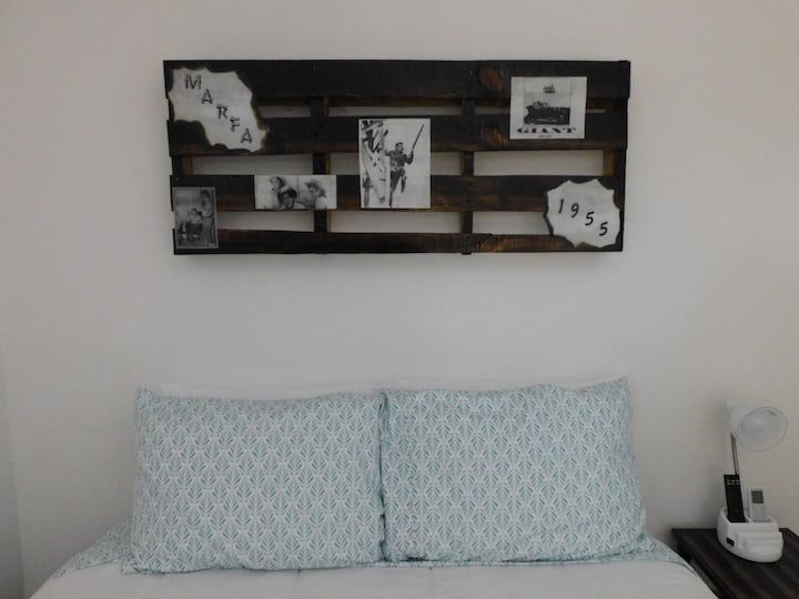 Carmen's Marfa Hotel/armando Room  1 Queen Bed - Marfa, TX