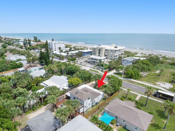 Large 3/3 House Across The Street From The Beach! - Cocoa Beach, FL