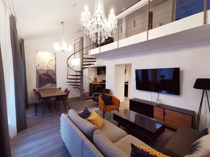 Stunning (!) Place On Prime Location Of The City! - Düsseldorf