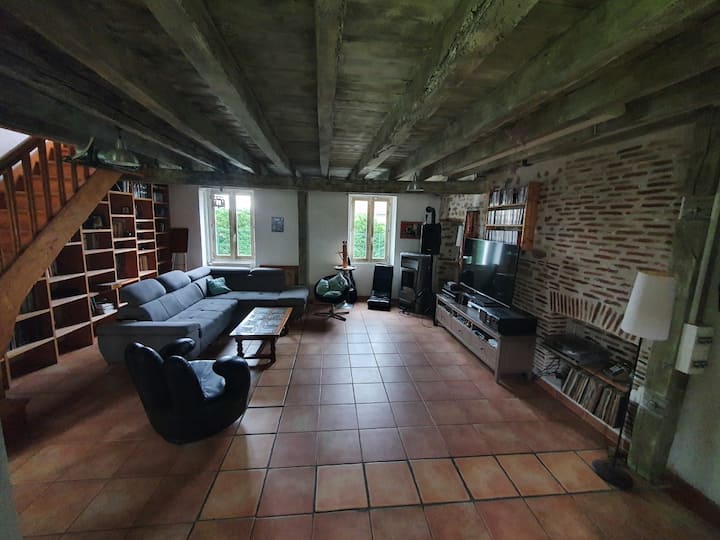 Chambre Au Cœur De L'auvergne, Région Des Motards - Allier