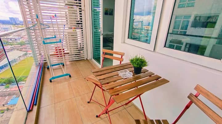 12pax 2rm Jb Town Link Ksl City Mall Dreamhomestay - Johor Bahru