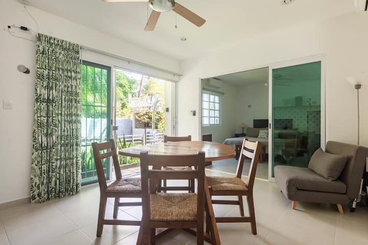 Casablanca Ii - First Floor Small Apartment - Puerto Morelos