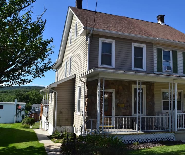 Jim Thorpe Getaway - Lehighton, PA