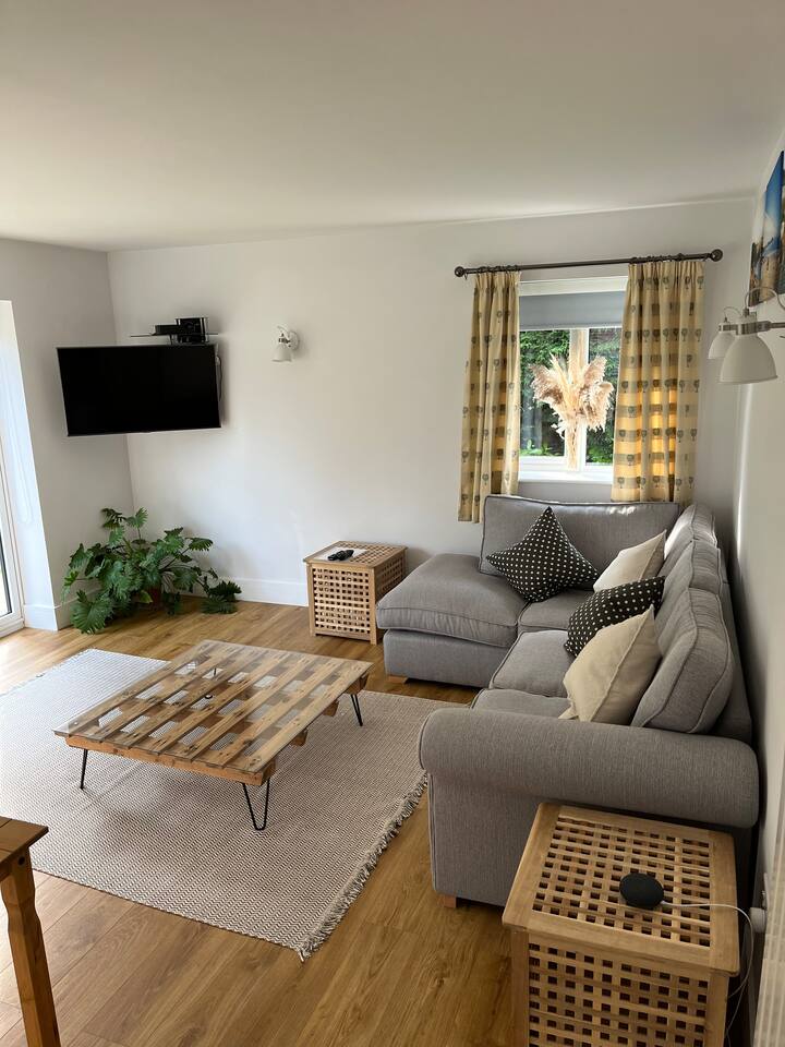 The Garden Annexe, Private And Peaceful Location. - Amesbury