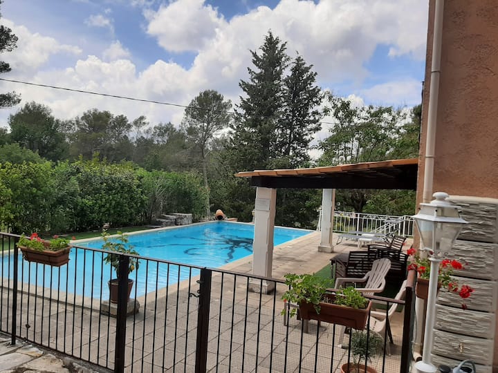 Appart Indépendant,piscine,sentiers Forestiers. - Fayence