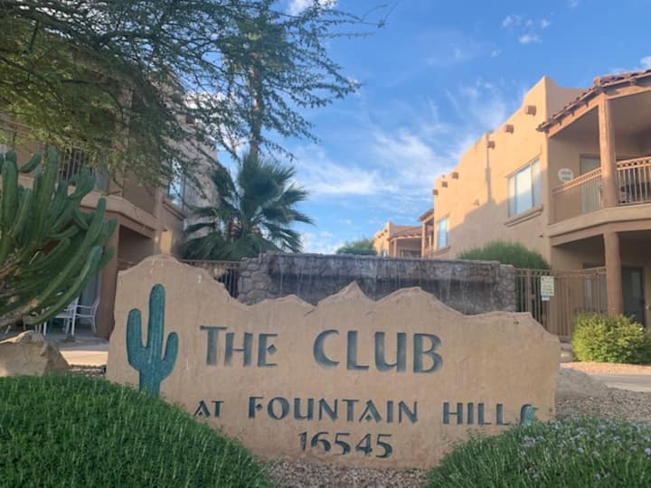 1 King Bed Studio And Couch With Private Entrance. - Fountain Hills, AZ