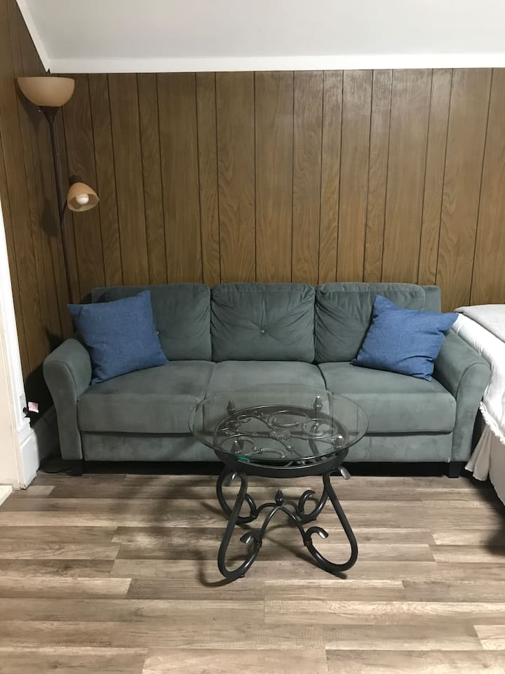 Two Full Size Beds With Private Bathroom - Syracuse, NY