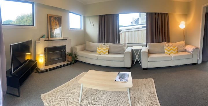 Central Mount 4 Bedroom Family House, 8 Guests - Mount Maunganui