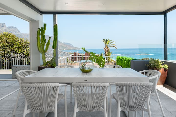 Seaside Villa In Camps Bay With Indoor Pool - Ciudad del Cabo