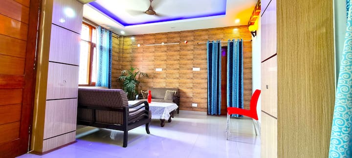 Pluto Holiday Inn For Families - Kandaghat