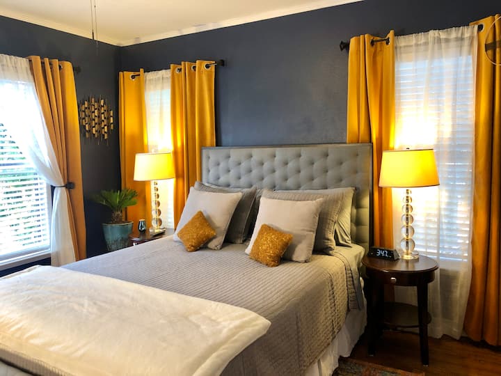 Lower Greenville Cozy Escape - Dallas, TX