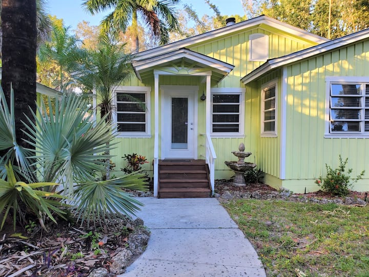 Florida Craftsman Home Near Downtown Sarasota - Sarasota, FL