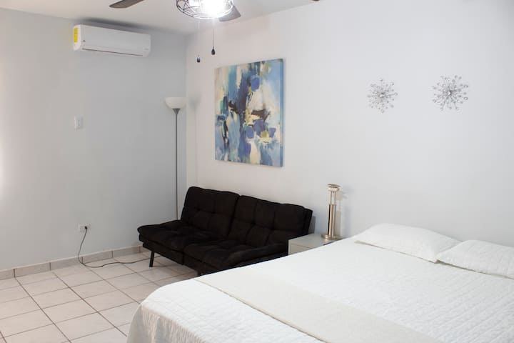 Céntrico | Depa B | Amplio Y Bonito | Wifi - Hermosillo