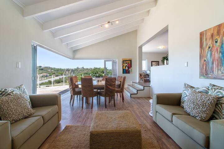 Upstairs Deluxe Room 1 - Port Alfred