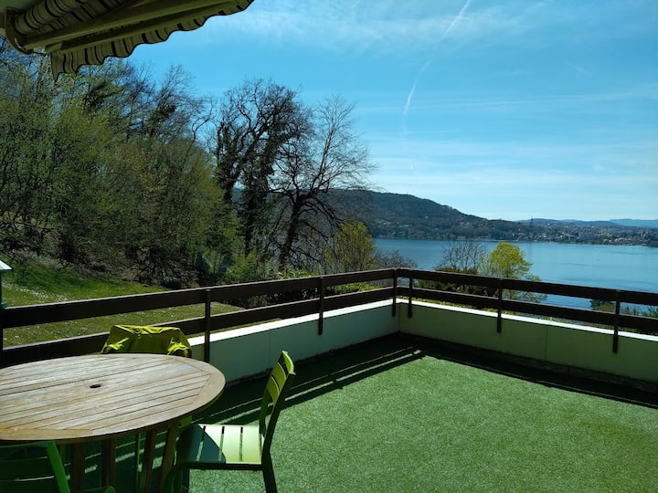 Vue Lac T3 40 M2 Terrasse (2adultes / 2enfants) - Annecy