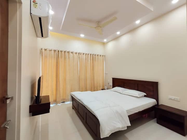 Casa 161 - Suite Room (Home Cooked Bf & Meals) - Jaipur