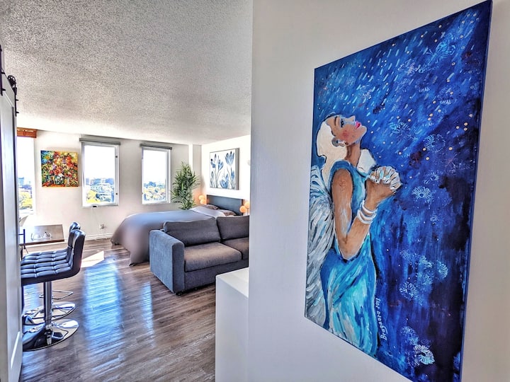 Renovated Loft Studio In Central Downtown + View - Montreal