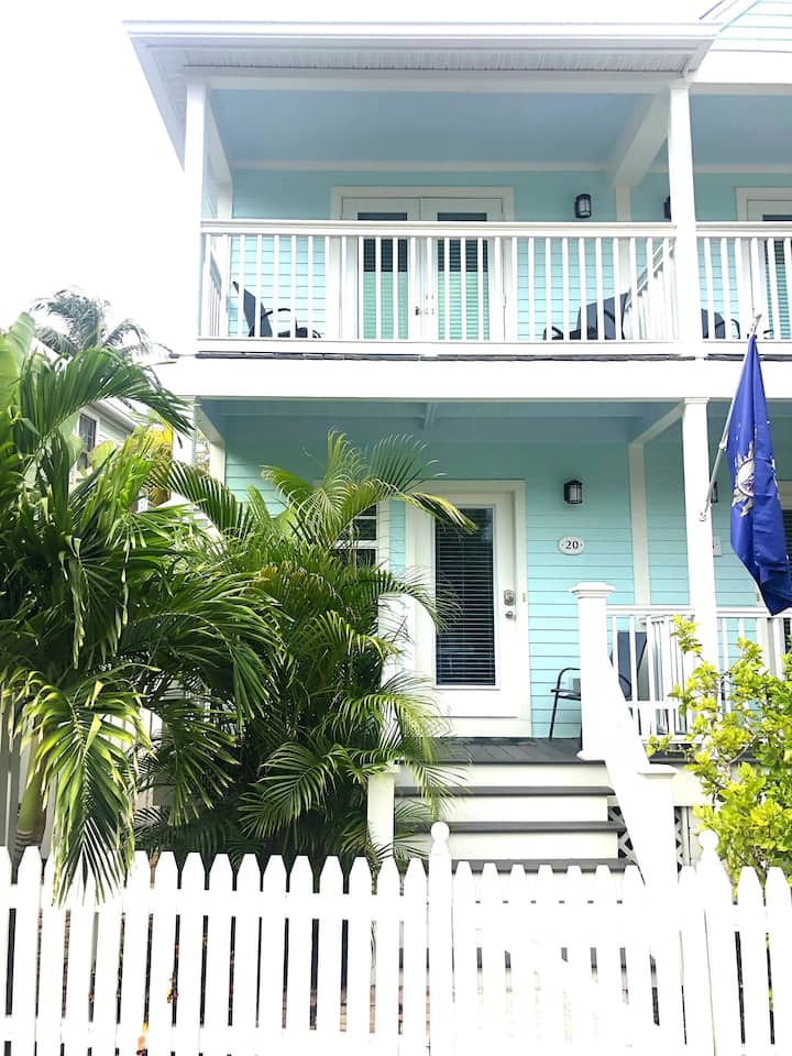 The Gecko's Tale - Key West, FL